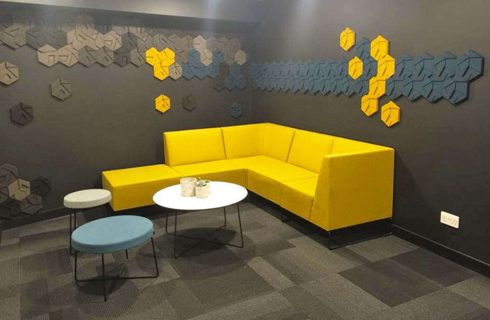 SURFACE ELEVEN-Hexagon Emerald